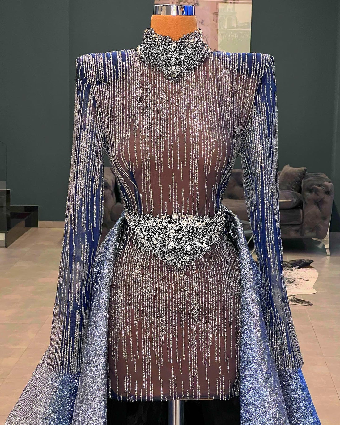 Charismatic Evening Dress | Evening Dress – D&D Clothing